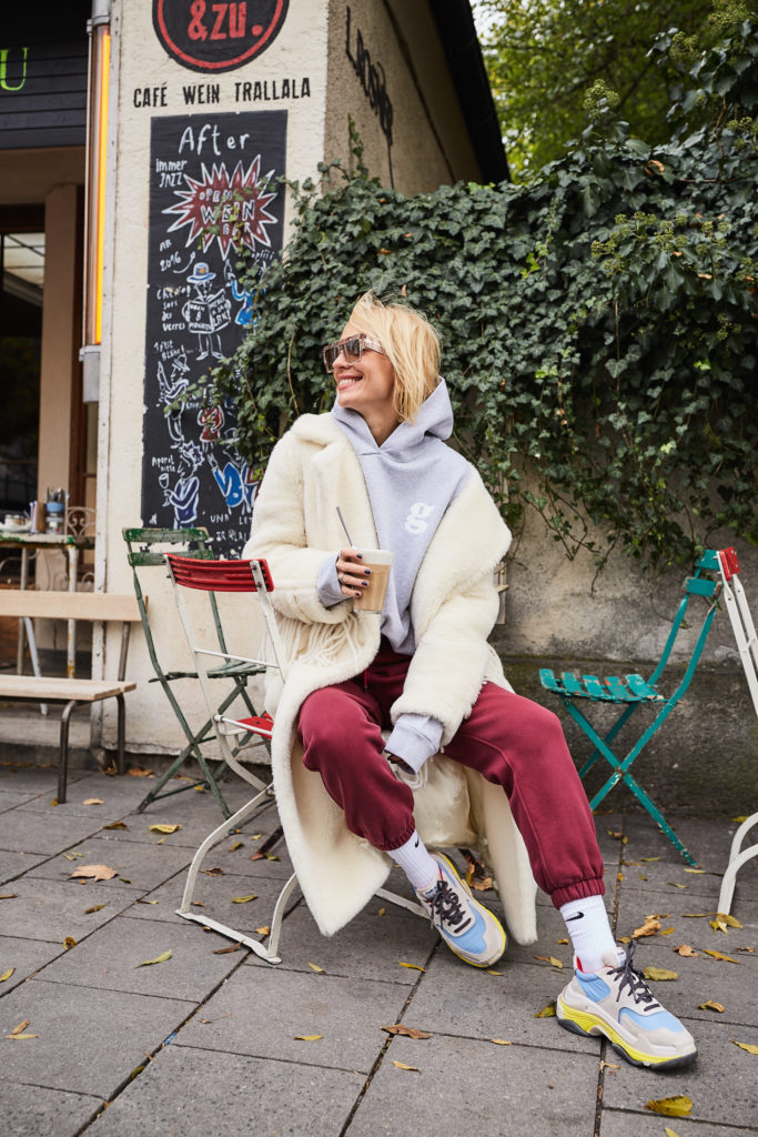 Wunderschone Glam O Meter Hoodie Ebenbild
